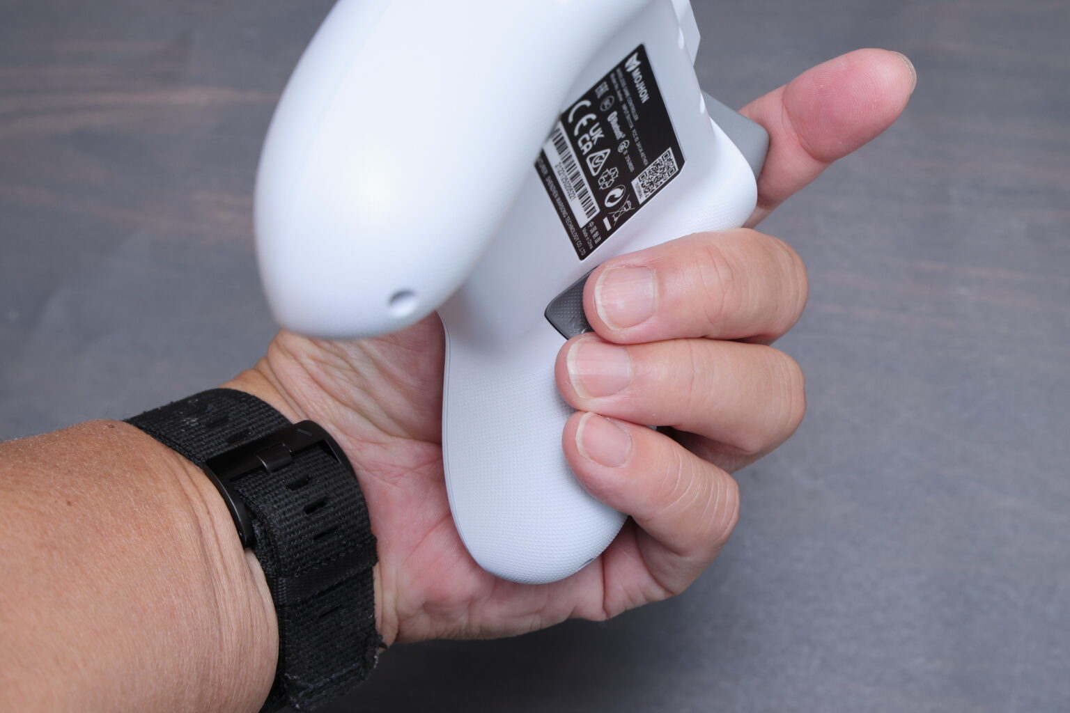 BIGBIGWON AETHERレビュー！ 圧倒的価格破壊の液晶搭載コントローラー | げむぱ